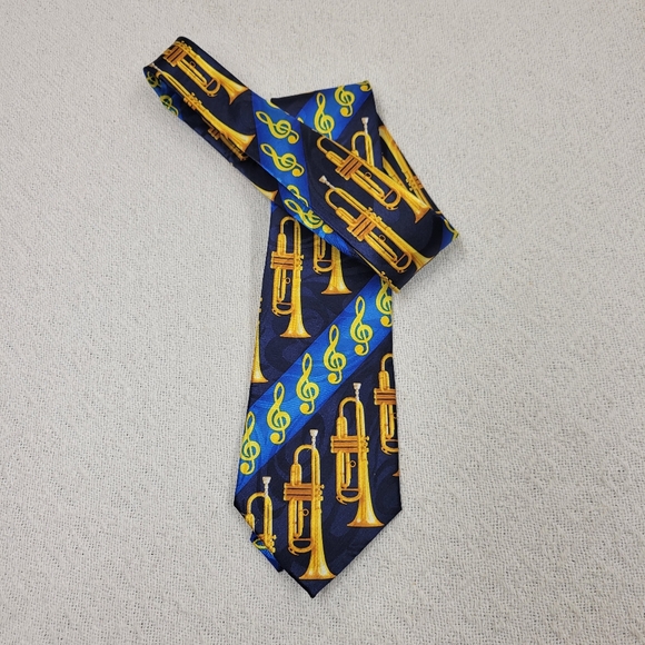 Steven Harris | Accessories | Rare Color Steven Harris Handmade Trumpet ...